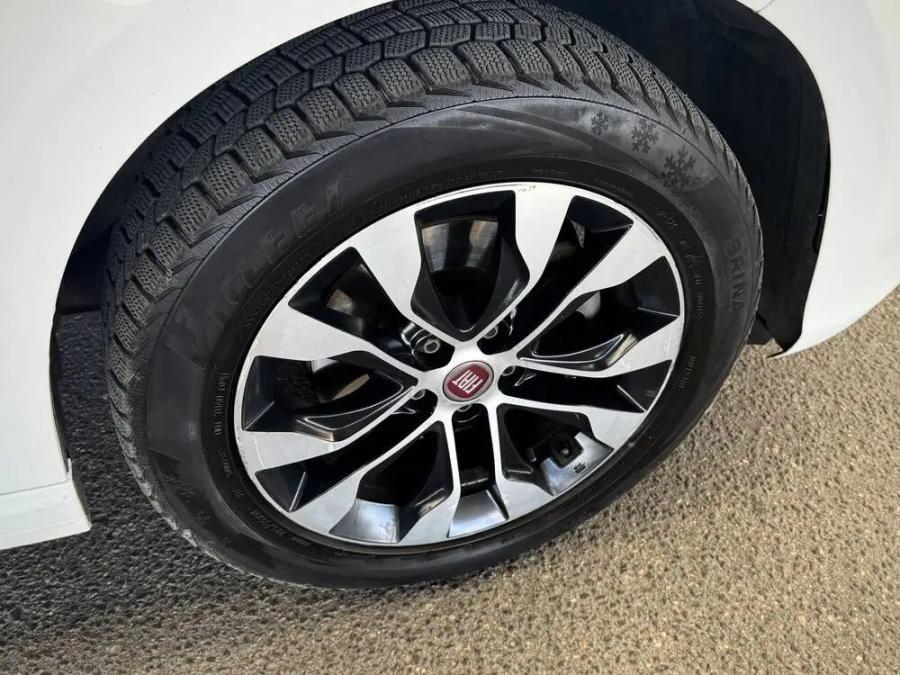 White Fiat Tipo 2020 in Riga, with an engine capacity of 1.60 L and mileage of 198 thousand km for 8900 €, photo 15 on AUTOMOTO.COM.LV