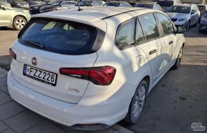 White Fiat Tipo 2021 in Vilnius, with an engine capacity of 1.40 L and mileage of 31 thousand km for 9500 €, photo 3 on AUTOMOTO.COM.LV
