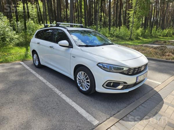 White Fiat Tipo 2021 in Jurmala, with an engine capacity of 1.00 L and mileage of 54 thousand km for 10000 €, photo 1 on AUTOMOTO.COM.LV