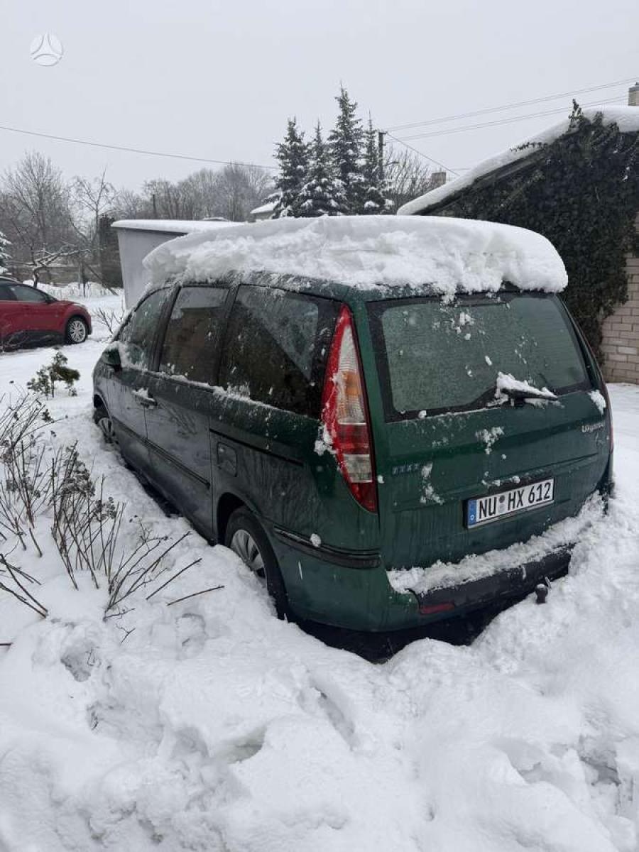 Green Fiat Ulysse 2003 in Kaunas, with an engine capacity of 2.00 L and mileage of 105 thousand km for 370 €, photo 2 on AUTOMOTO.COM.LV