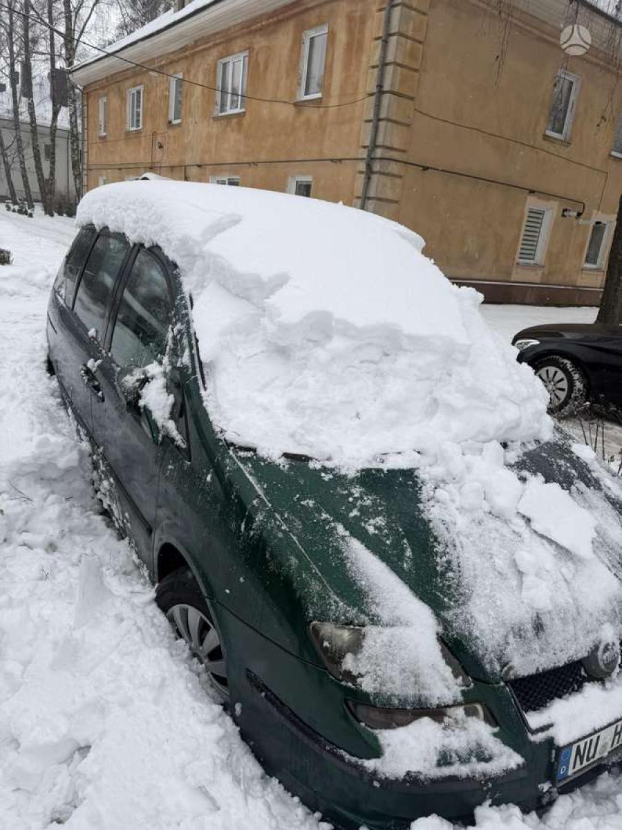 Green Fiat Ulysse 2003 in Kaunas, with an engine capacity of 2.00 L and mileage of 105 thousand km for 370 €, photo 7 on AUTOMOTO.COM.LV