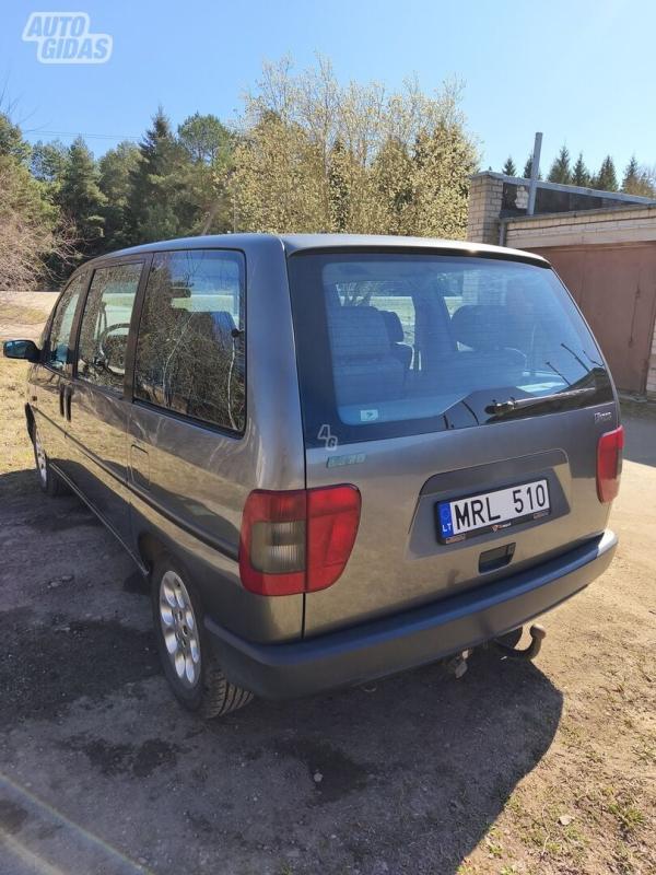 Pelēks Fiat Ulysse 1999 Biržai, ar dzinēja tilpumu 1.90 L un nobraukumu 330 tūkst. km par 1600 €, foto 4 vietnē AUTOMOTO.COM.LV
