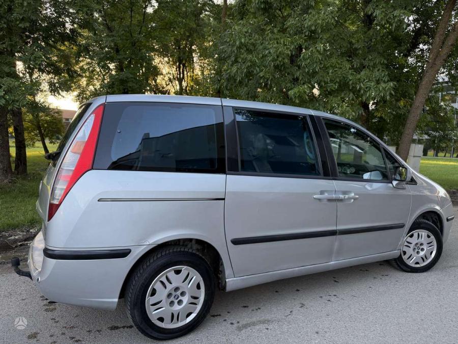 Pelēks Fiat Ulysse 2006 Kauņa, ar dzinēja tilpumu 2.18 L un nobraukumu 234 tūkst. km par 1250 €, foto 17 vietnē AUTOMOTO.COM.LV