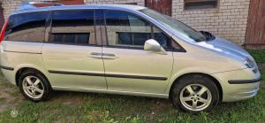 Grey Fiat Ulysse 2007 in Kaunas, with an engine capacity of 2.00 L and mileage of 345 thousand km for 2550 €, photo 5 on AUTOMOTO.COM.LV