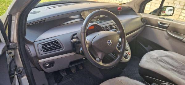 Pelēks Fiat Ulysse 2007 Kauņa, ar dzinēja tilpumu 2.00 L un nobraukumu 345 tūkst. km par 2550 €, foto 8 vietnē AUTOMOTO.COM.LV