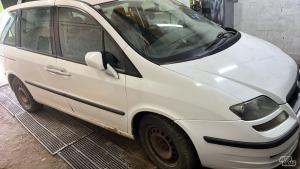 Fiat Ulysse 2008 in Ukmerge, with an engine capacity of 2.20 L and mileage of 329 thousand km for 350 €, photo 3 on AUTOMOTO.COM.LV