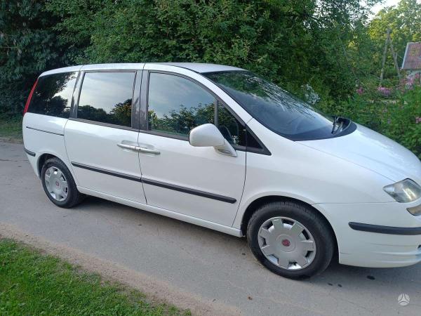 Balts Fiat Ulysse 2010 Panevēža, ar dzinēja tilpumu 2.00 L un nobraukumu 345 tūkst. km par 2750 €, foto 6 vietnē AUTOMOTO.COM.LV