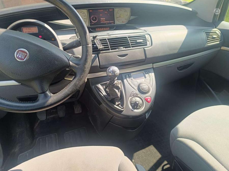Balts Fiat Ulysse 2010 Panevēža, ar dzinēja tilpumu 2.00 L un nobraukumu 345 tūkst. km par 2750 €, foto 10 vietnē AUTOMOTO.COM.LV