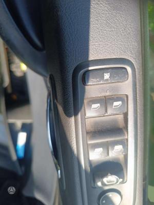 Balts Fiat Ulysse 2010 Panevēža, ar dzinēja tilpumu 2.00 L un nobraukumu 345 tūkst. km par 2750 €, foto 17 vietnē AUTOMOTO.COM.LV