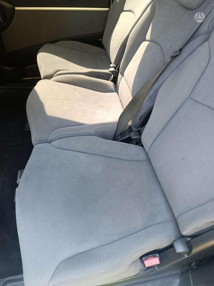 Balts Fiat Ulysse 2010 Panevēža, ar dzinēja tilpumu 2.00 L un nobraukumu 345 tūkst. km par 2750 €, foto 18 vietnē AUTOMOTO.COM.LV