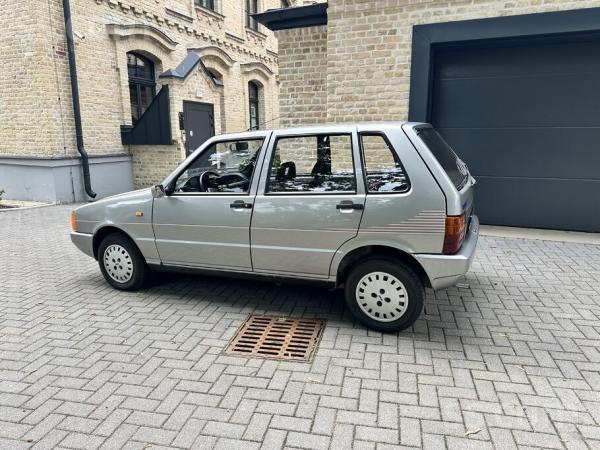 Grey Fiat Uno 1987 in Riga, with an engine capacity of 1.50 L and mileage of 70 thousand km for 8200 €, photo 5 on AUTOMOTO.COM.LV