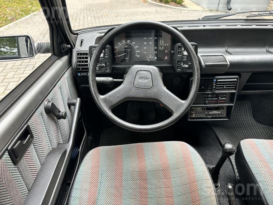 Pelēks Fiat Uno 1987 Rīga, ar dzinēja tilpumu 1.50 L un nobraukumu 70 tūkst. km par 8200 €, foto 11 vietnē AUTOMOTO.COM.LV
