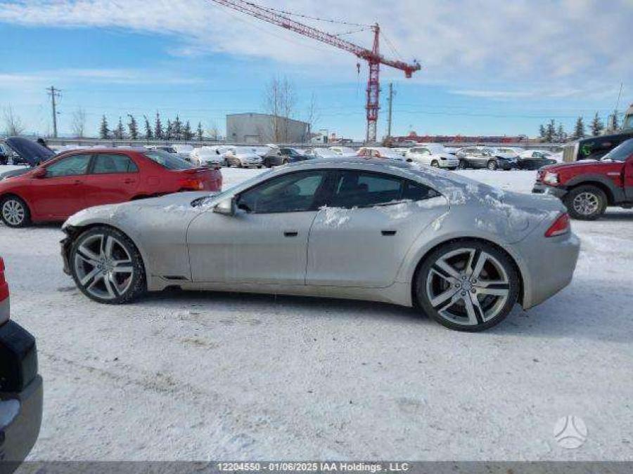 Black Fisker Karma 2012 in Klaipeda, with an engine capacity of 2.00 L and mileage of 55 thousand km for 12900 €, photo 7 on AUTOMOTO.COM.LV
