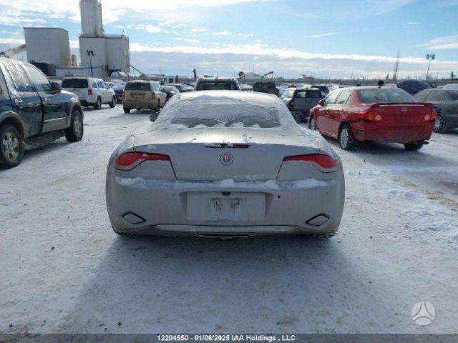 Black Fisker Karma 2012 in Klaipeda, with an engine capacity of 2.00 L and mileage of 55 thousand km for 12900 €, photo 9 on AUTOMOTO.COM.LV