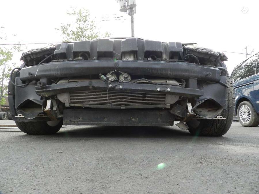 Black Fisker Karma 2012 in Klaipeda, with an engine capacity of 2.00 L and mileage of 55 thousand km for 12900 €, photo 12 on AUTOMOTO.COM.LV