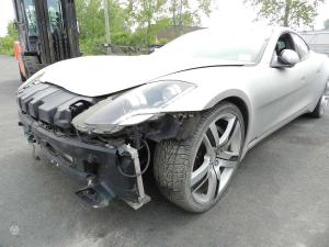Black Fisker Karma 2012 in Klaipeda, with an engine capacity of 2.00 L and mileage of 55 thousand km for 12900 €, photo 18 on AUTOMOTO.COM.LV