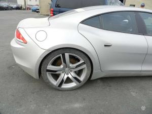 Black Fisker Karma 2012 in Klaipeda, with an engine capacity of 2.00 L and mileage of 55 thousand km for 12900 €, photo 28 on AUTOMOTO.COM.LV