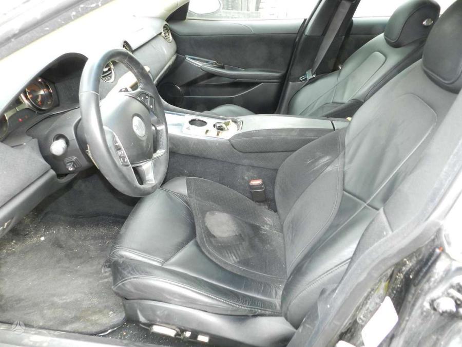 Black Fisker Karma 2012 in Klaipeda, with an engine capacity of 2.00 L and mileage of 55 thousand km for 12900 €, photo 33 on AUTOMOTO.COM.LV