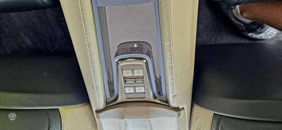 Melns Fisker Karma 2012 Tauragė, ar dzinēja tilpumu 2.00 L un nobraukumu 89 tūkst. km par 25400 €, foto 38 vietnē AUTOMOTO.COM.LV