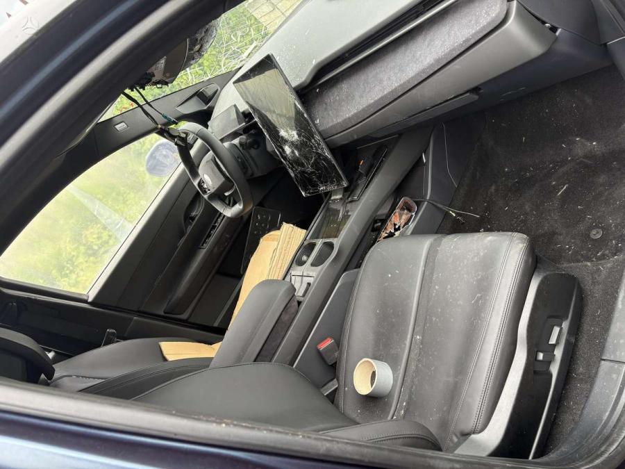 Zils Fisker Ocean 2023 Kauņa, ar dzinēja tilpumu 0.00 L un nobraukumu 11 tūkst. km par 8900 €, foto 8 vietnē AUTOMOTO.COM.LV