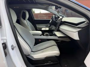 White Fisker Ocean 2024 in Kaunas, with an engine capacity of 0.00 L and mileage of 44 thousand km for 22500 €, photo 18 on AUTOMOTO.COM.LV