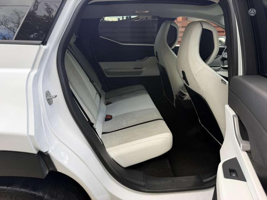 White Fisker Ocean 2024 in Kaunas, with an engine capacity of 0.00 L and mileage of 44 thousand km for 22500 €, photo 19 on AUTOMOTO.COM.LV