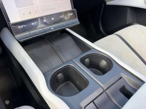 White Fisker Ocean 2024 in Kaunas, with an engine capacity of 0.00 L and mileage of 44 thousand km for 22500 €, photo 27 on AUTOMOTO.COM.LV