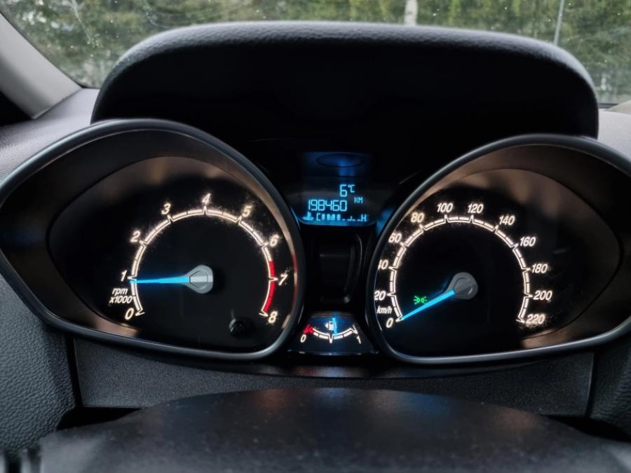 Black Ford B-Max 2014 in Riga, with an engine capacity of 1.20 L and mileage of 198 thousand km for 5770 €, photo 13 on AUTOMOTO.COM.LV