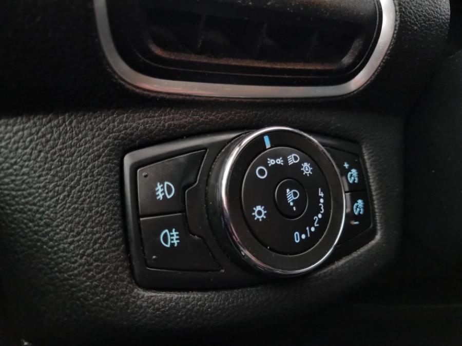 Black Ford B-Max 2014 in Riga, with an engine capacity of 1.20 L and mileage of 198 thousand km for 5770 €, photo 15 on AUTOMOTO.COM.LV