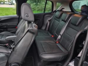 Black Ford B-Max 2014 in Riga, with an engine capacity of 1.20 L and mileage of 198 thousand km for 5770 €, photo 18 on AUTOMOTO.COM.LV
