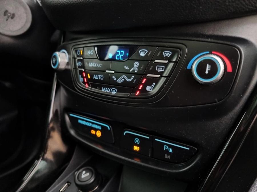 Black Ford B-Max 2014 in Riga, with an engine capacity of 1.20 L and mileage of 198 thousand km for 5770 €, photo 25 on AUTOMOTO.COM.LV