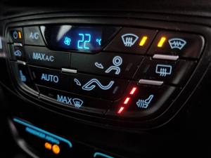 Black Ford B-Max 2014 in Riga, with an engine capacity of 1.20 L and mileage of 198 thousand km for 5770 €, photo 31 on AUTOMOTO.COM.LV