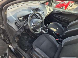 Melns Ford B-Max 2016 Tauragė, ar dzinēja tilpumu 1.00 L un nobraukumu 264 tūkst. km par 2700 €, foto 8 vietnē AUTOMOTO.COM.LV