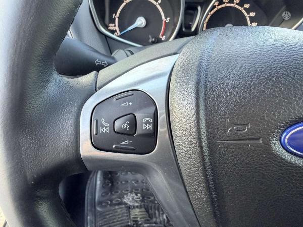 Black Ford B-Max 2013 in Taurage, with an engine capacity of 1.50 L and mileage of 199 thousand km for 3699 €, photo 11 on AUTOMOTO.COM.LV