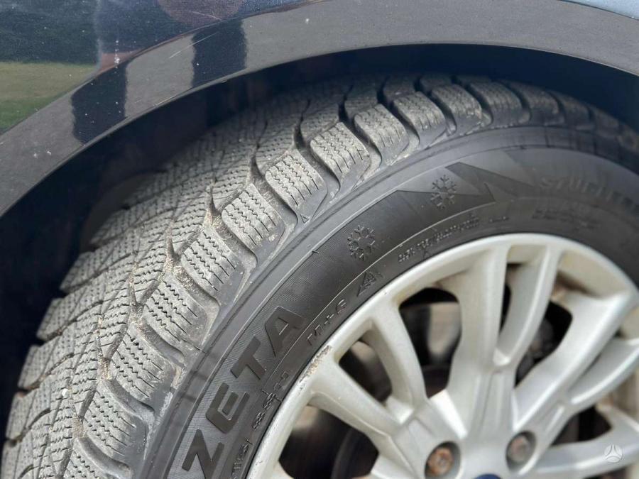 Melns Ford B-Max 2013 Nemenčinė, ar dzinēja tilpumu 1.00 L un nobraukumu 239 tūkst. km par 2500 €, foto 10 vietnē AUTOMOTO.COM.LV