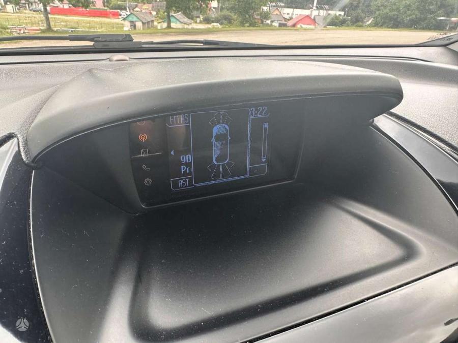 Melns Ford B-Max 2013 Nemenčinė, ar dzinēja tilpumu 1.00 L un nobraukumu 239 tūkst. km par 2500 €, foto 21 vietnē AUTOMOTO.COM.LV