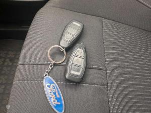 Melns Ford B-Max 2013 Nemenčinė, ar dzinēja tilpumu 1.00 L un nobraukumu 239 tūkst. km par 2500 €, foto 23 vietnē AUTOMOTO.COM.LV