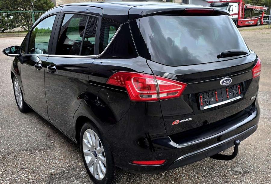 Black Ford B-Max 2017 in Kretinga, with an engine capacity of 1.00 L and mileage of 186 thousand km for 5550 €, photo 17 on AUTOMOTO.COM.LV