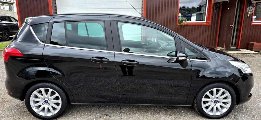 Black Ford B-Max 2017 in Kretinga, with an engine capacity of 1.00 L and mileage of 186 thousand km for 5550 €, photo 23 on AUTOMOTO.COM.LV
