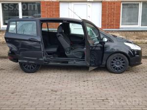 Melns Ford B-Max 2014 Ogre, ar dzinēja tilpumu 1.00 L un nobraukumu 147 tūkst. km par 4550 €, foto 7 vietnē AUTOMOTO.COM.LV
