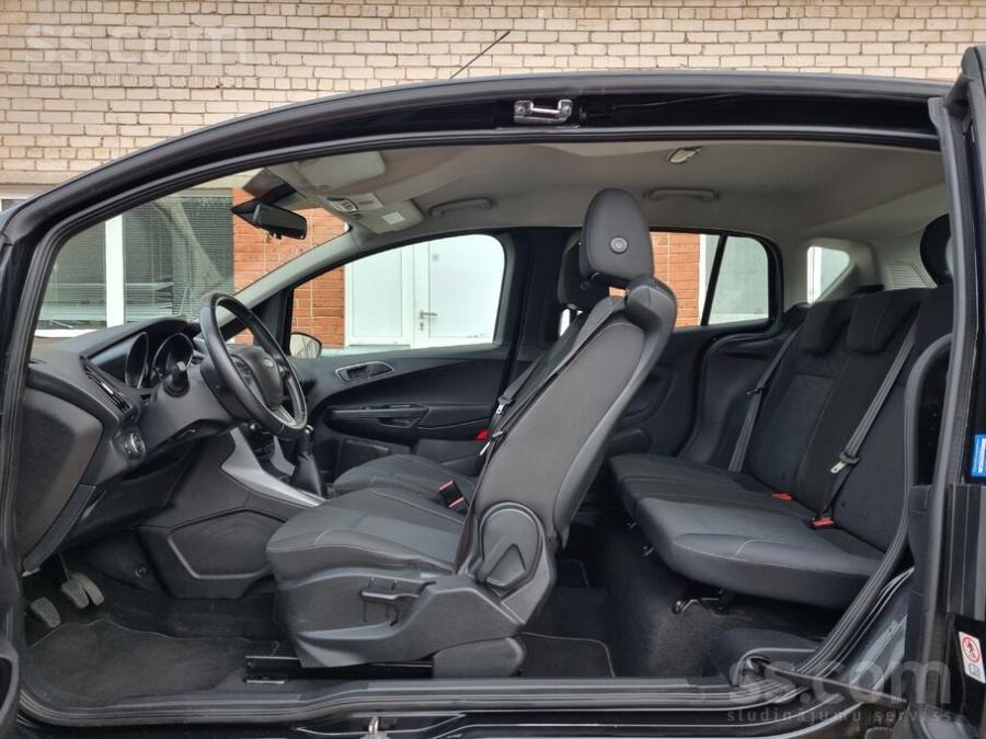 Melns Ford B-Max 2014 Ogre, ar dzinēja tilpumu 1.00 L un nobraukumu 147 tūkst. km par 4550 €, foto 13 vietnē AUTOMOTO.COM.LV