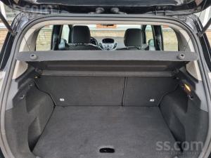 Melns Ford B-Max 2014 Ogre, ar dzinēja tilpumu 1.00 L un nobraukumu 147 tūkst. km par 4550 €, foto 19 vietnē AUTOMOTO.COM.LV