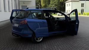 Zils Ford B-Max 2013 Jelgava, ar dzinēja tilpumu 1.00 L un nobraukumu 190 tūkst. km par 4400 €, foto 8 vietnē AUTOMOTO.COM.LV
