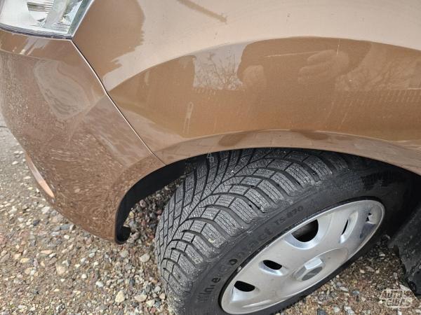 Brūns Ford B-Max 2015 Šakiai, ar dzinēja tilpumu 1.00 L un nobraukumu 118 tūkst. km par 4500 €, foto 7 vietnē AUTOMOTO.COM.LV