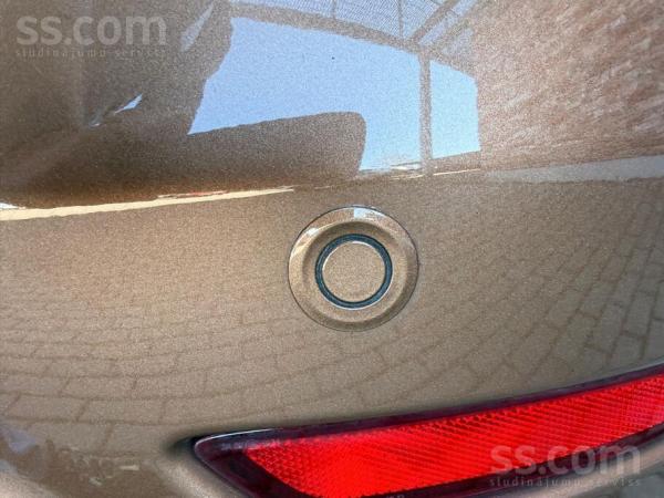 Brūns Ford B-Max 2016 Talsi, ar dzinēja tilpumu 1.50 L un nobraukumu 179 tūkst. km par 7700 €, foto 7 vietnē AUTOMOTO.COM.LV
