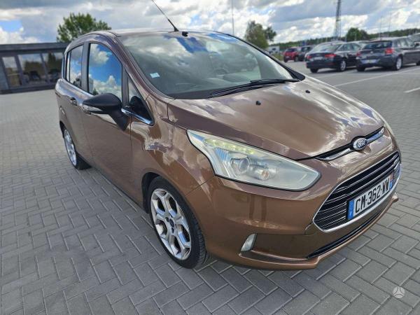 Brown Ford B-Max 2012 in Taurage, with an engine capacity of 1.60 L and mileage of 227 thousand km for 3900 €, photo 3 on AUTOMOTO.COM.LV