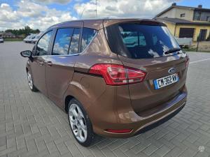 Brown Ford B-Max 2012 in Taurage, with an engine capacity of 1.60 L and mileage of 227 thousand km for 3900 €, photo 6 on AUTOMOTO.COM.LV