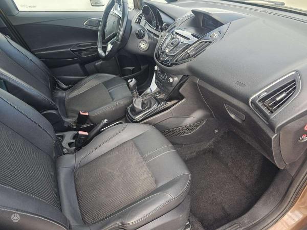 Brown Ford B-Max 2012 in Taurage, with an engine capacity of 1.60 L and mileage of 227 thousand km for 3900 €, photo 10 on AUTOMOTO.COM.LV
