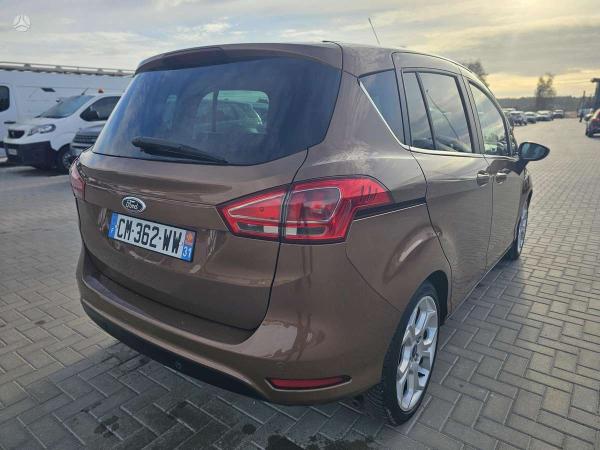 Brown Ford B-Max 2012 in Taurage, with an engine capacity of 1.60 L and mileage of 227 thousand km for 3700 €, photo 7 on AUTOMOTO.COM.LV