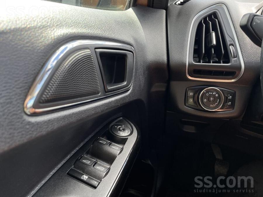 Brūns Ford B-Max 2013 Talsi, ar dzinēja tilpumu 1.60 L un nobraukumu 220 tūkst. km par 4400 €, foto 12 vietnē AUTOMOTO.COM.LV